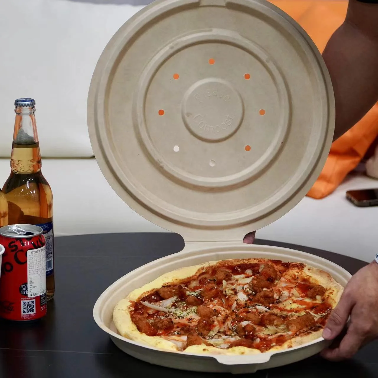 Eco-Friendly Pizza Tray: Bamboo Fiber, Plant-Based, Recyclable ...