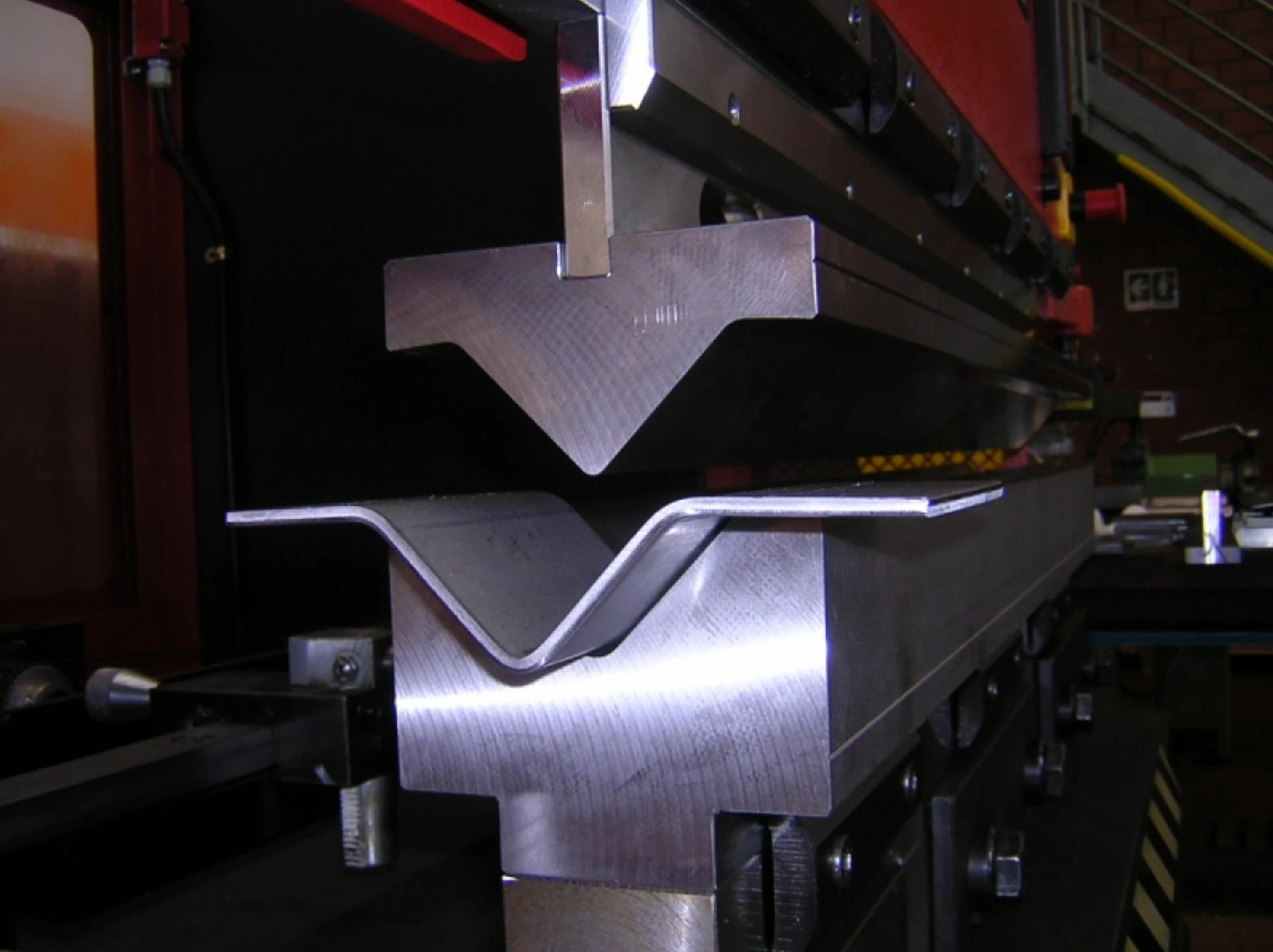 Maximize Your ROI with AMADA Punch Press Tooling's Exceptional ...