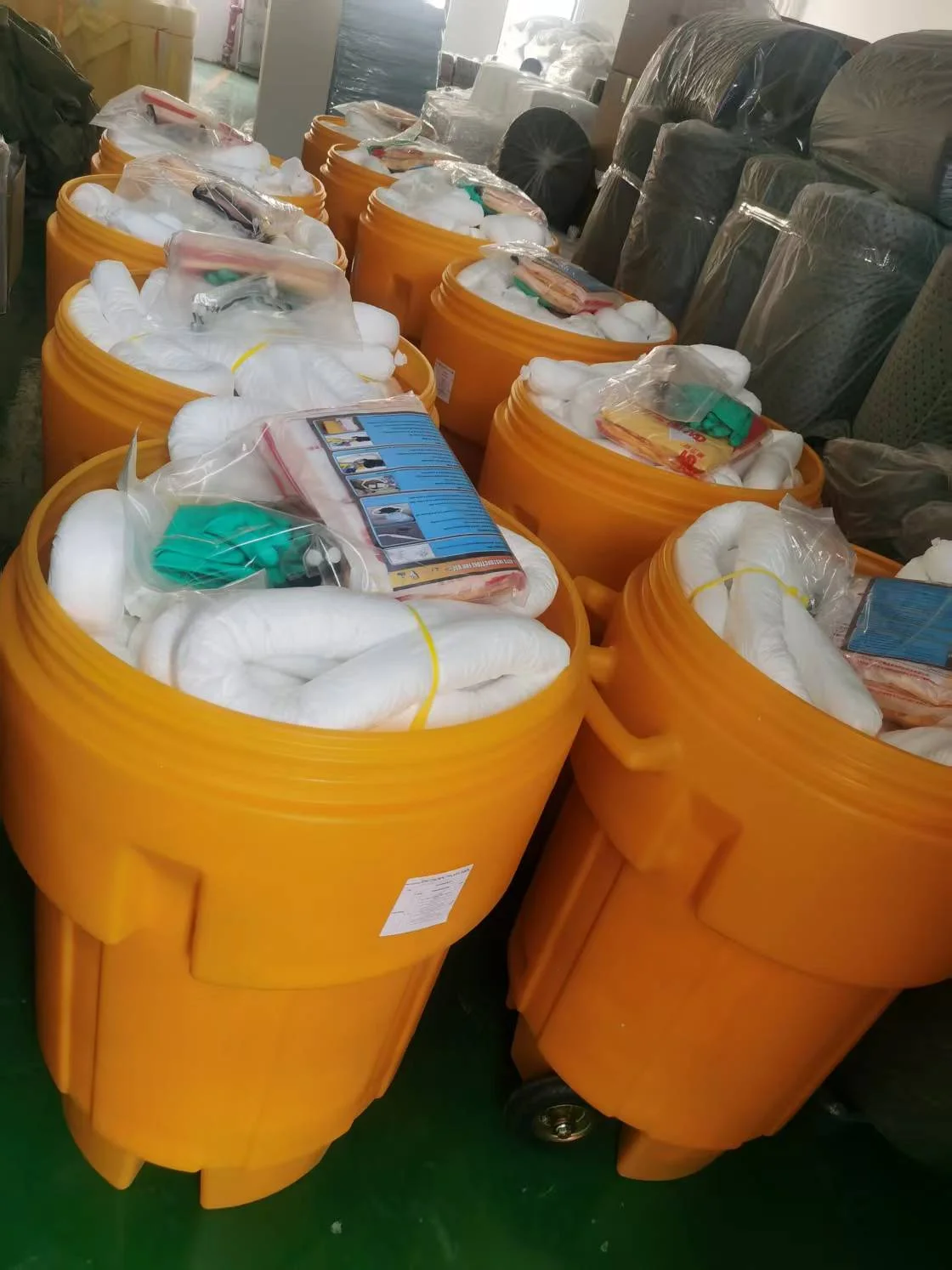 High Absorbency 95 Gal Wheeled Overpack Drum Spill Kit