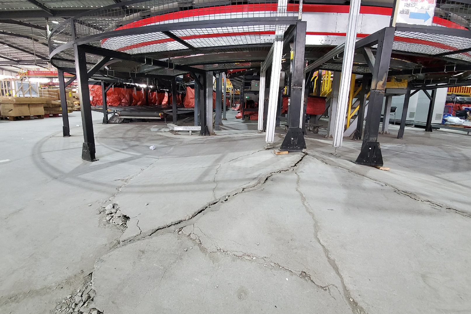 Why Choose Concrete Slab Lifting Over Traditional Replacement?
