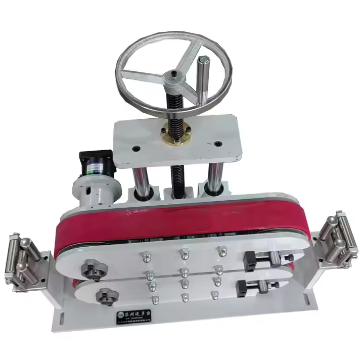 Cable pulling machine