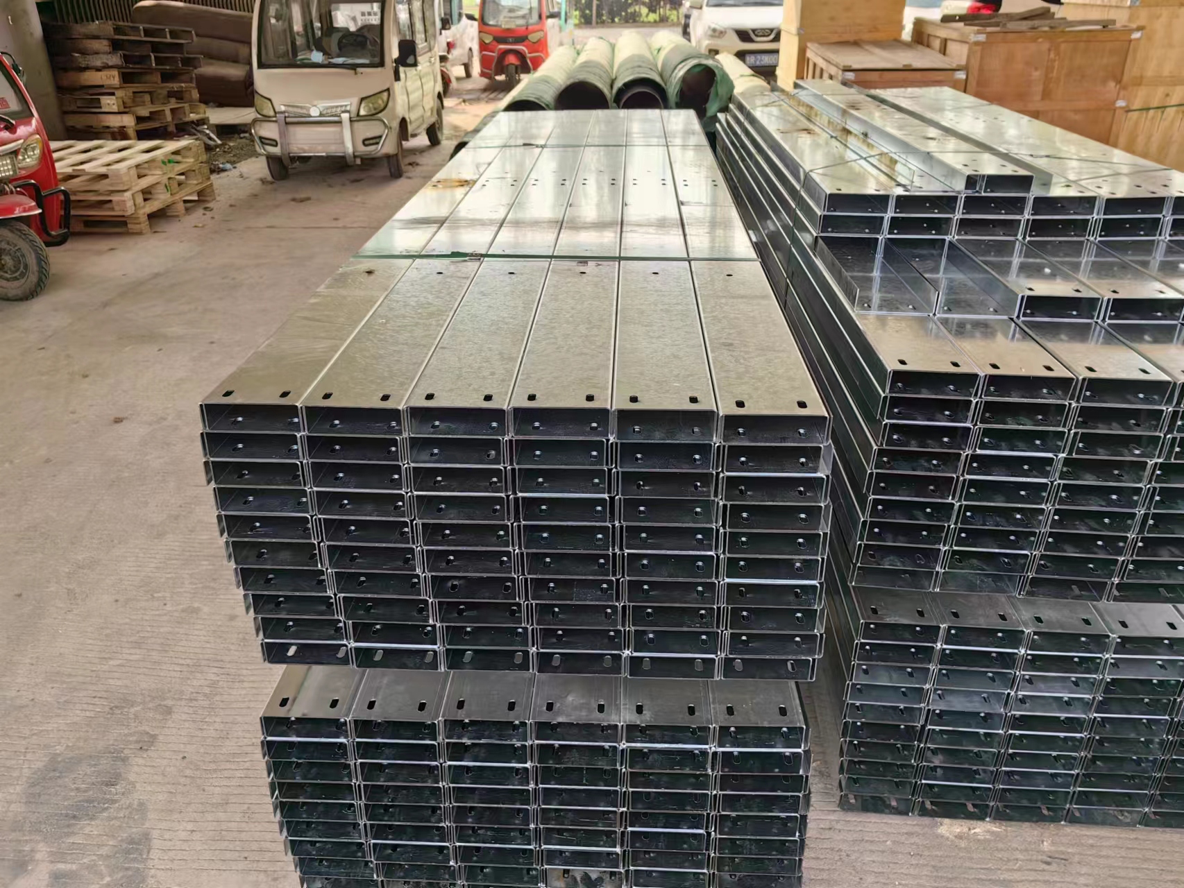 The use of cable tray