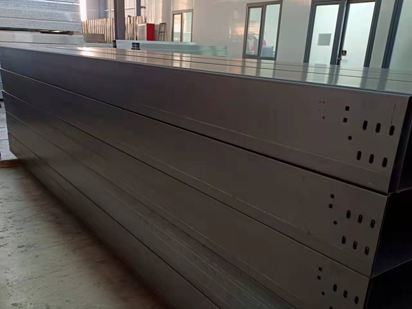 300*100 Long Span Cable Tray