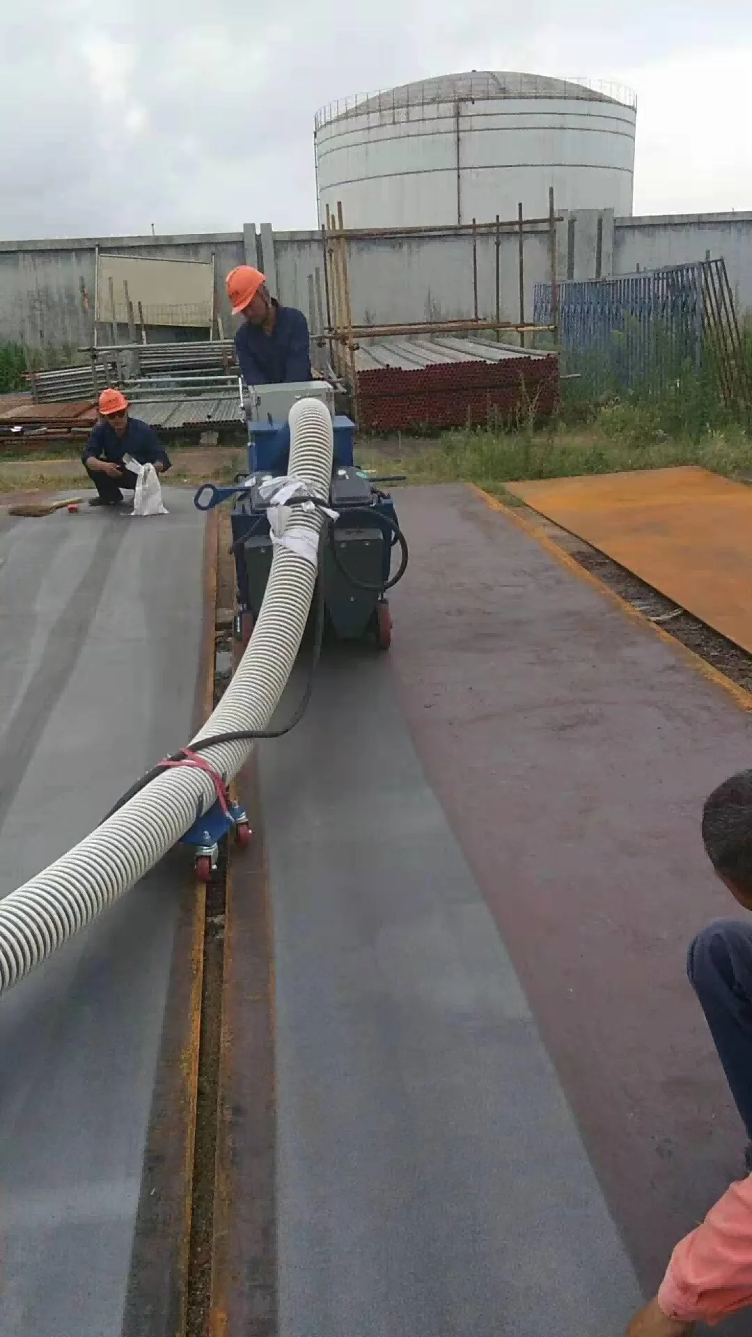 High-Efficiency Road Shot Blasting Machine for Asphalt & Concrete