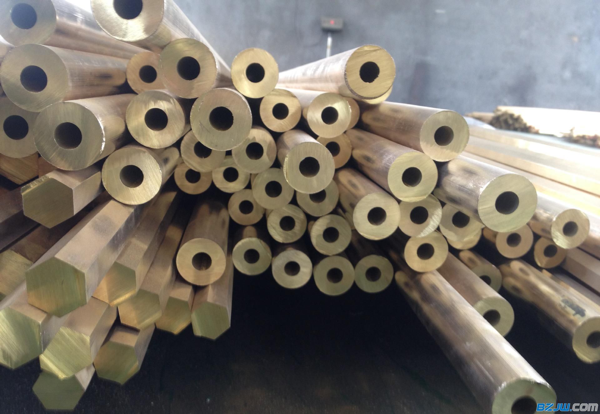 C93600 High-Leaded Tin Bronze Tube