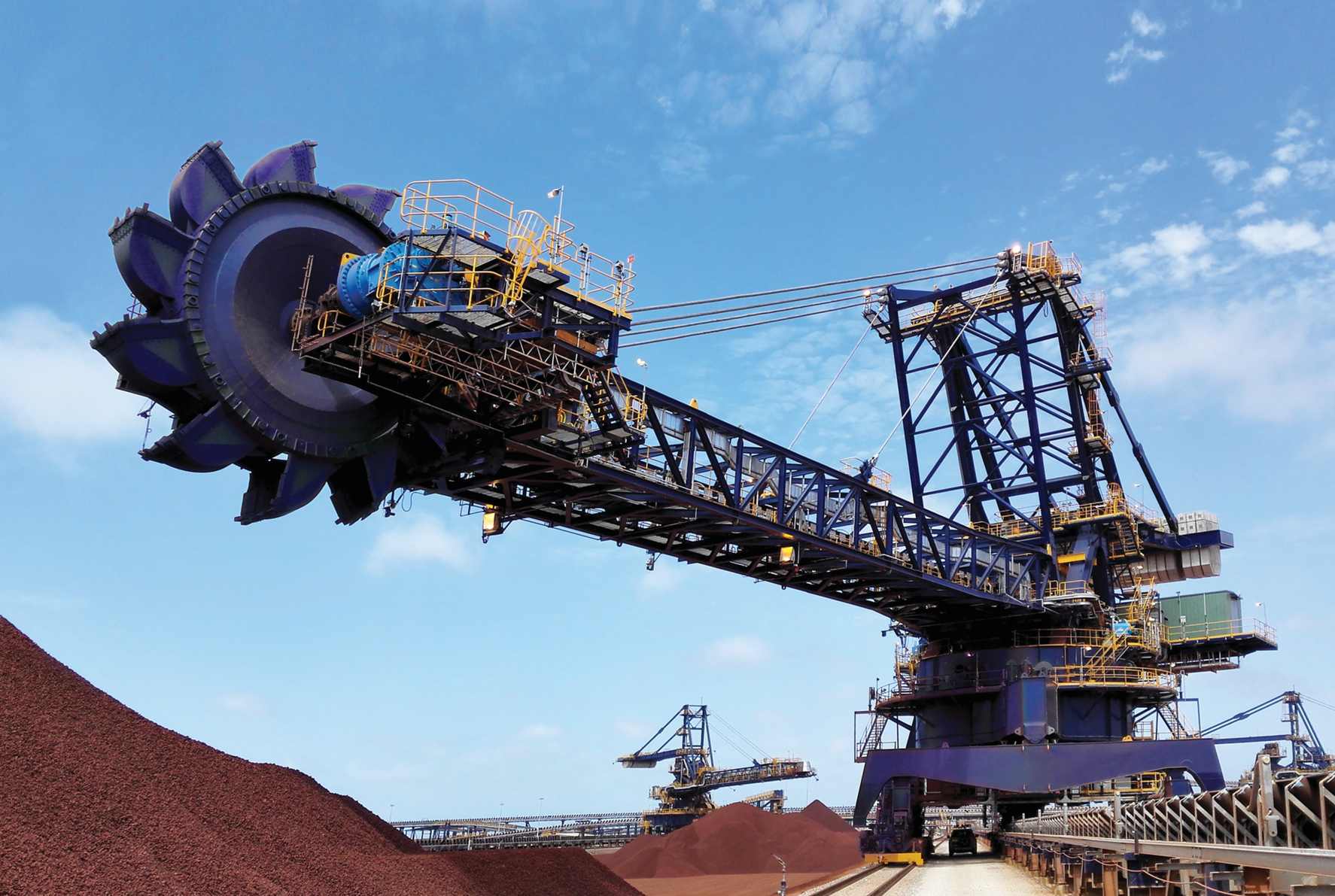 Bucket Wheel Stacker Reclaimer Supplier | Dezhong Equipment