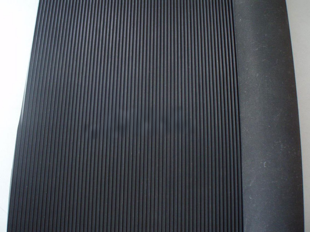 Fine Fluted Rubber Matting - Anti-Slip & Easy to Clean | Hyderman