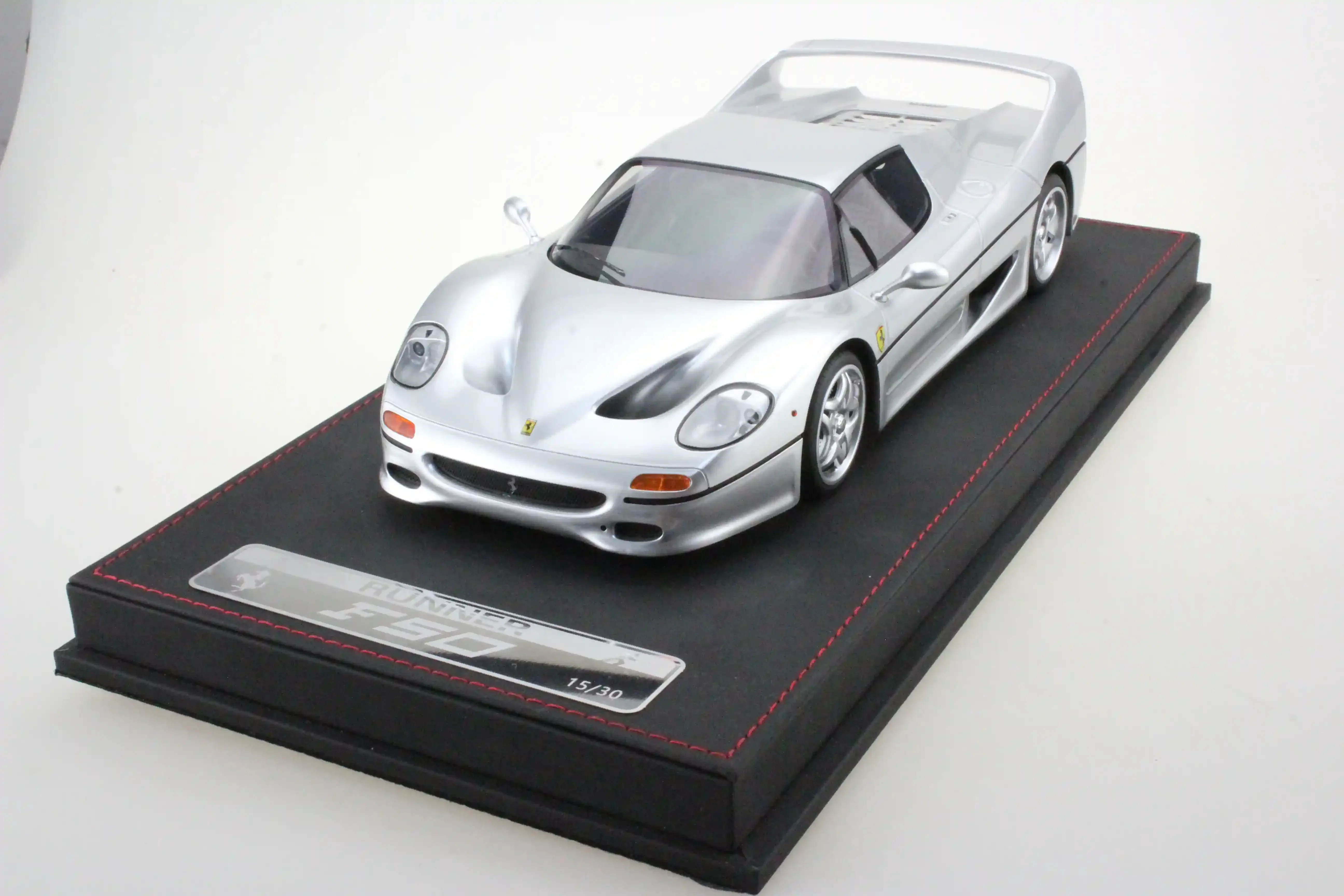 Zhongda's Ferrari F50 Resin Model Car: A Captivating Tribute
