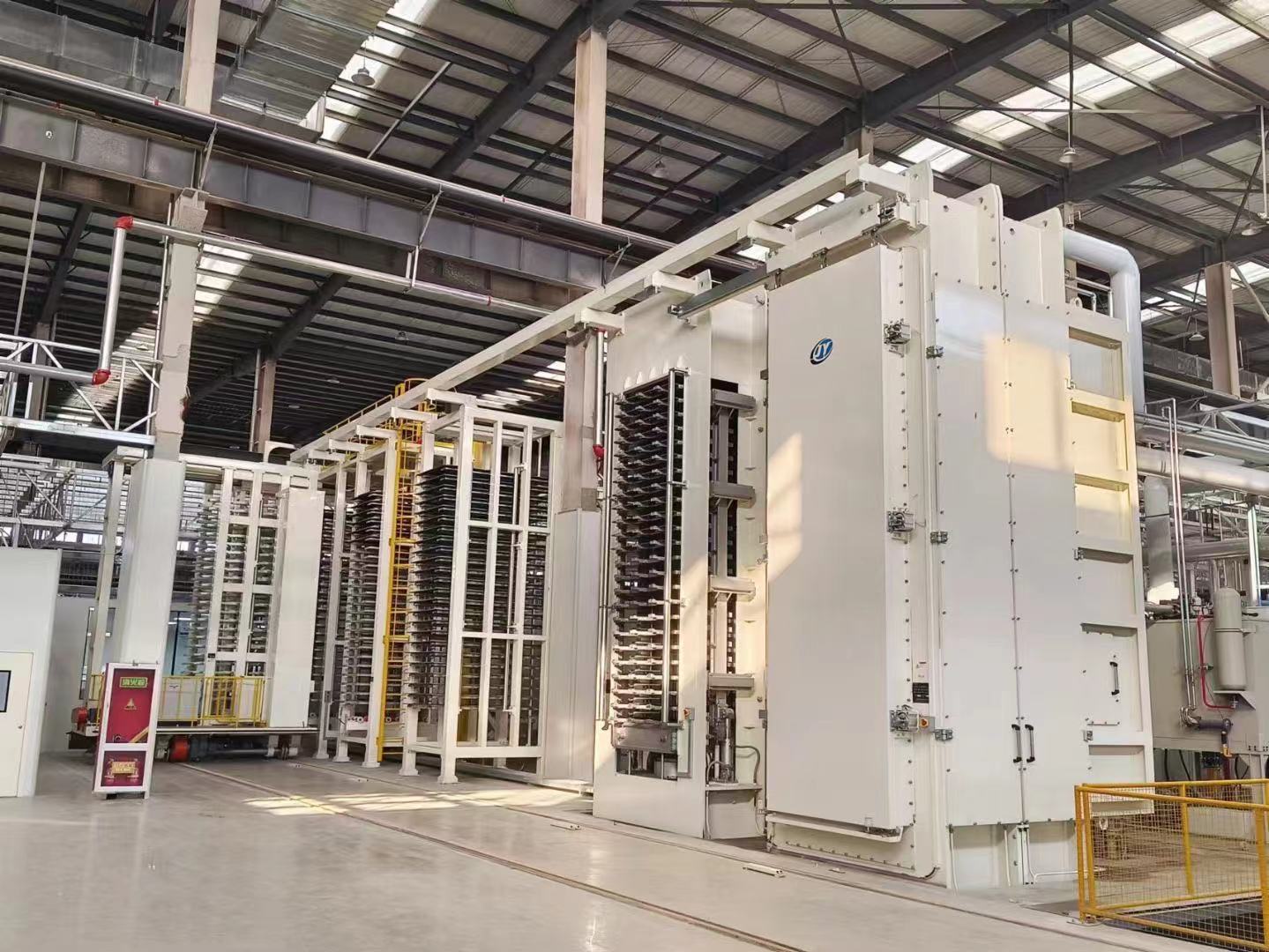 High-Quality CCL Press Machine Production Line for Efficient Manufacturing