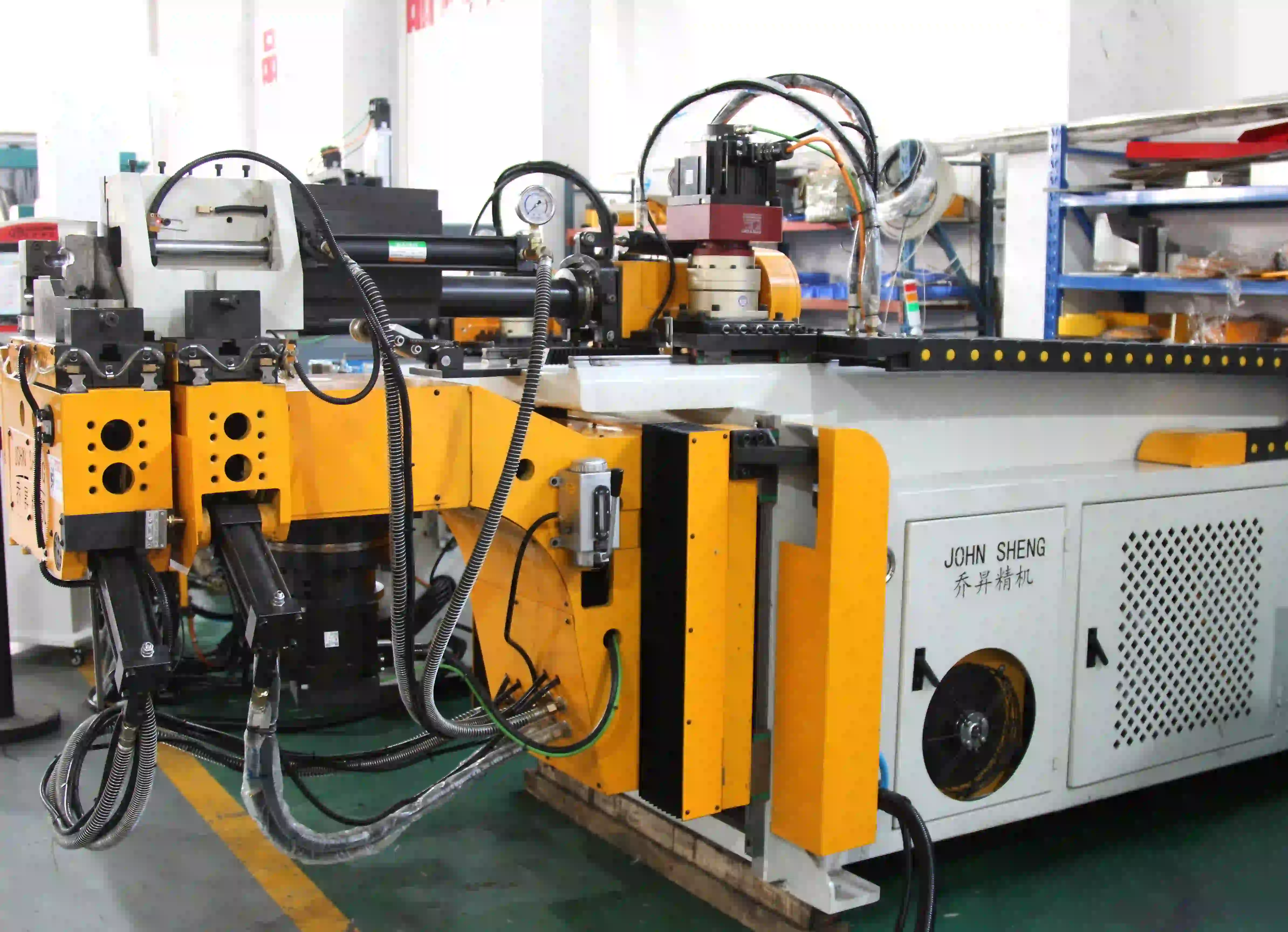 Operation and precautions of cnc bender machine
