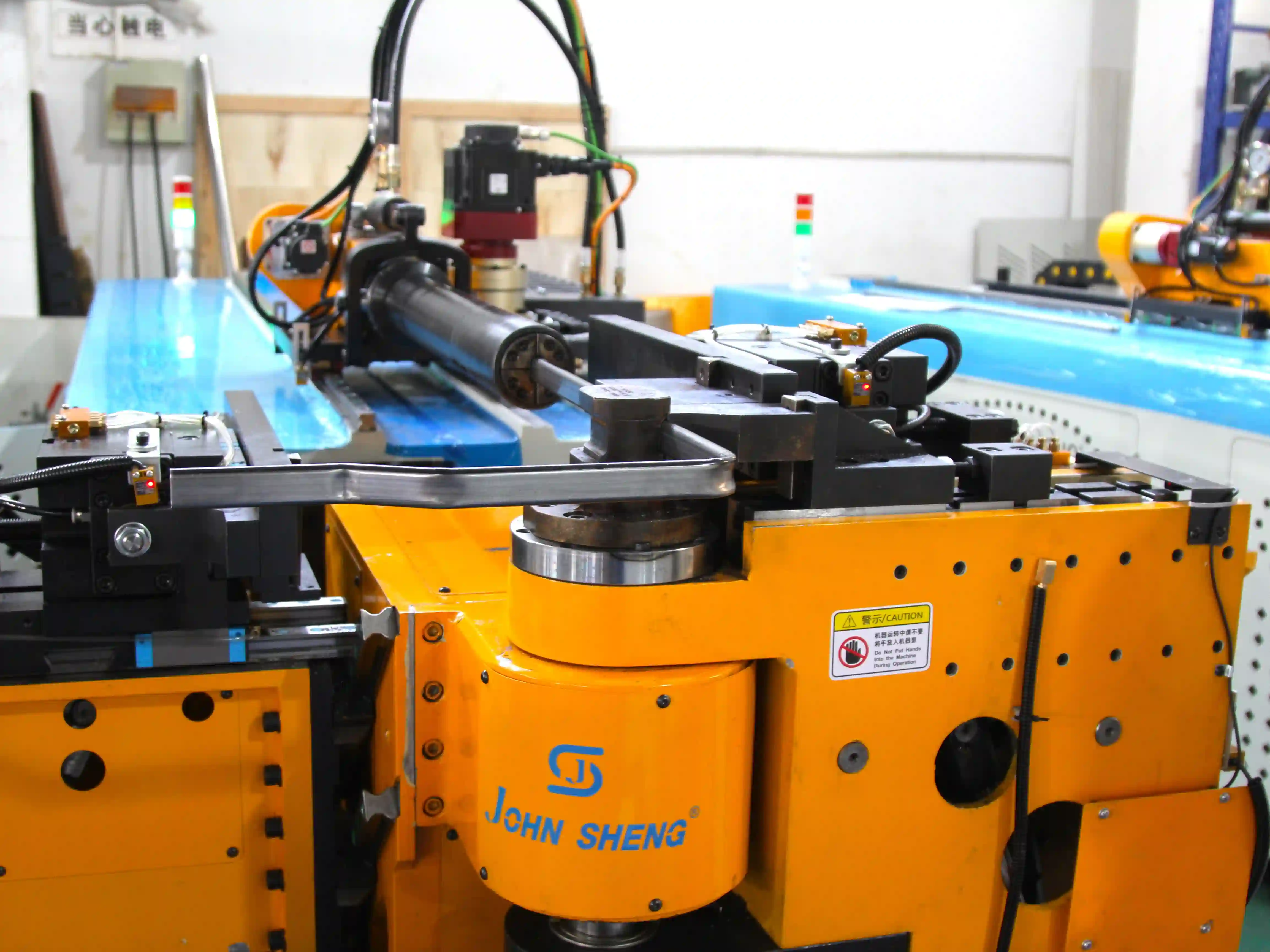 Automatic multi axis CNC servo left and right bender for auto center ...
