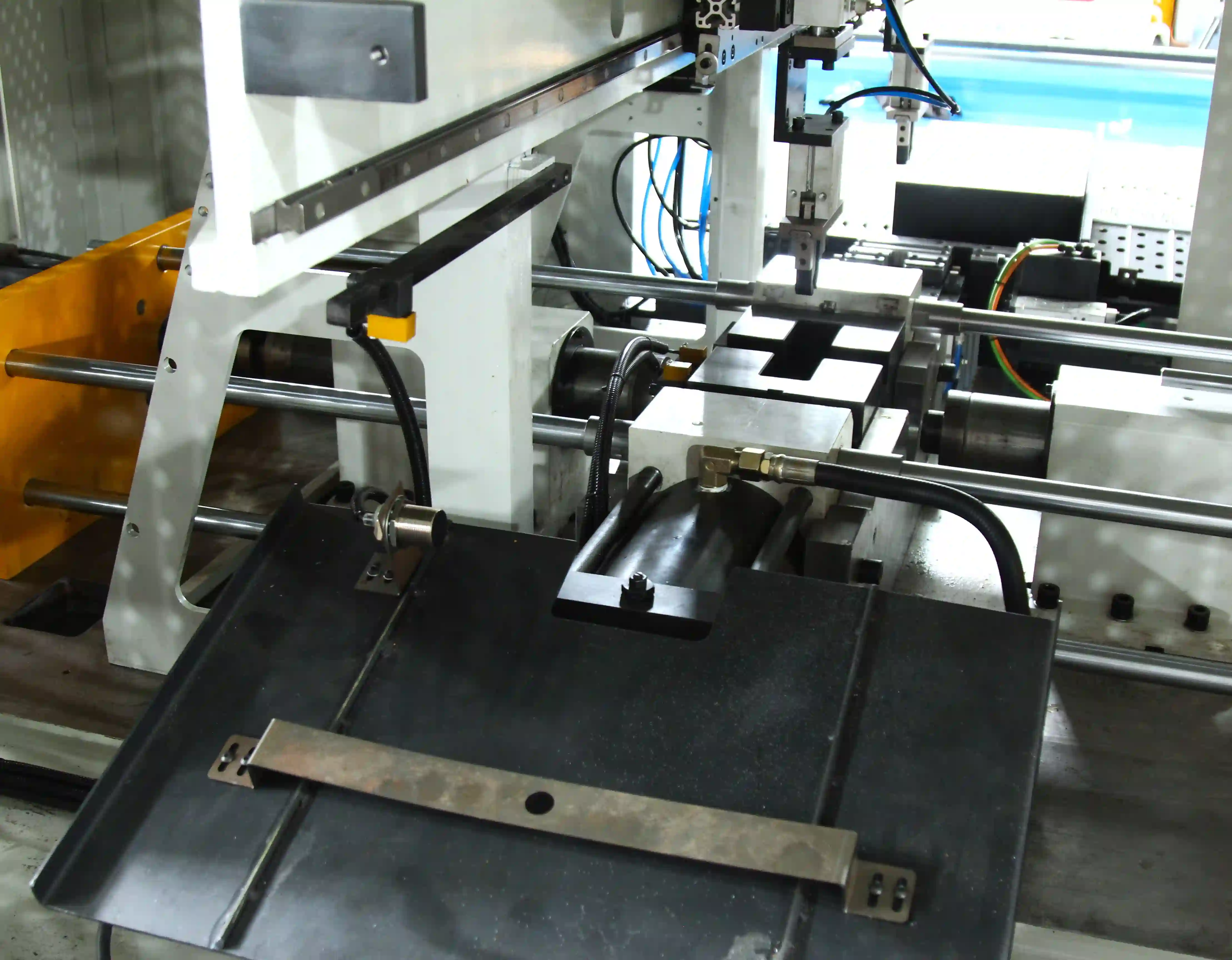 cnc bender structure