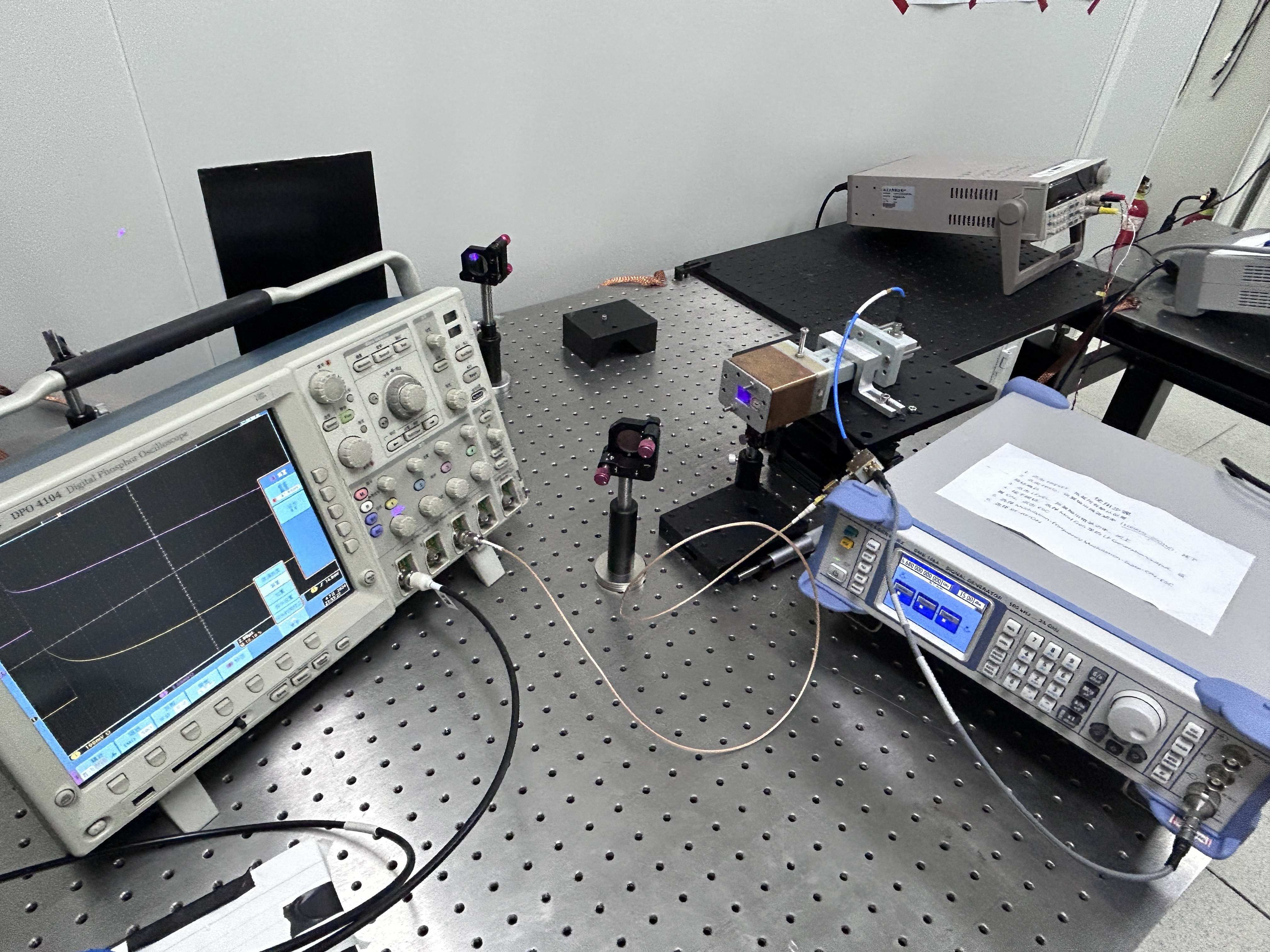 时间分辨微波传导TRMC（开放式）_东方闪光（北京）光电科技有限公司