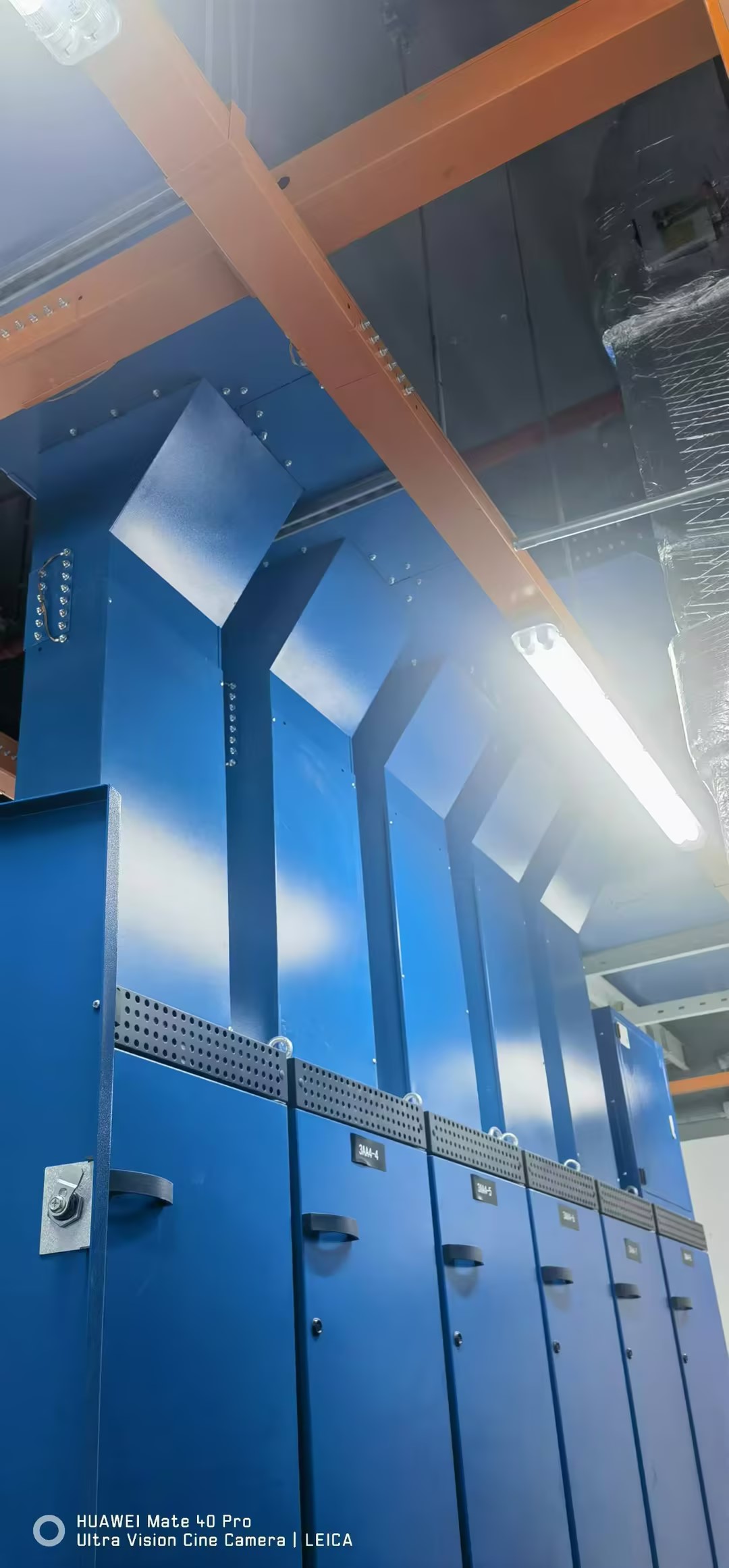 Fire-resistant Cable Tray Applications in Data Centers and Server Rooms