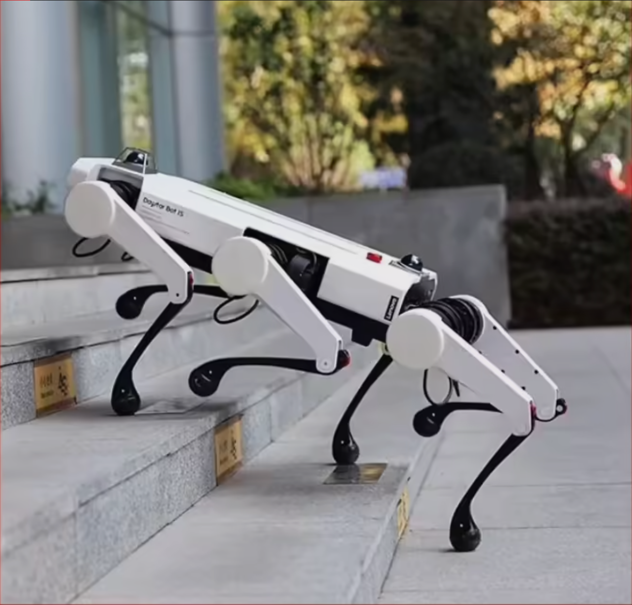 当联想机器狗遇上览沃 Mid-360,感知能力大跃升_上海和控信息科技有限公司