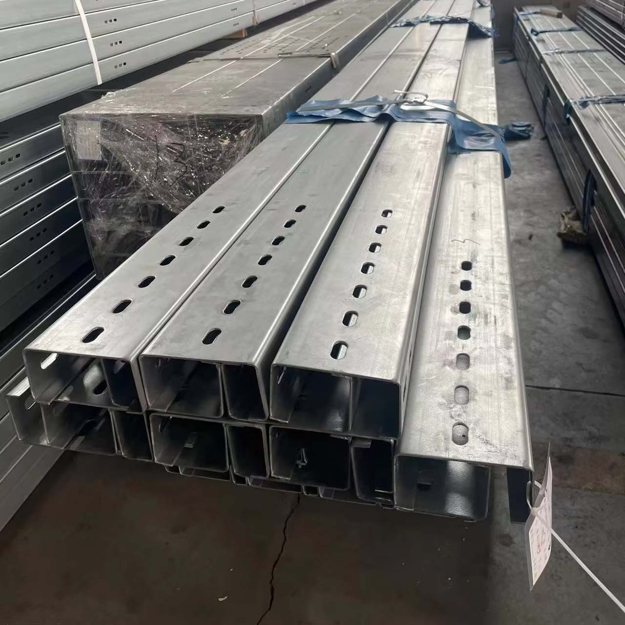 Galvanizing U/c Channel Steel Purlin Rails Pv Photovoltaic Mounting ...