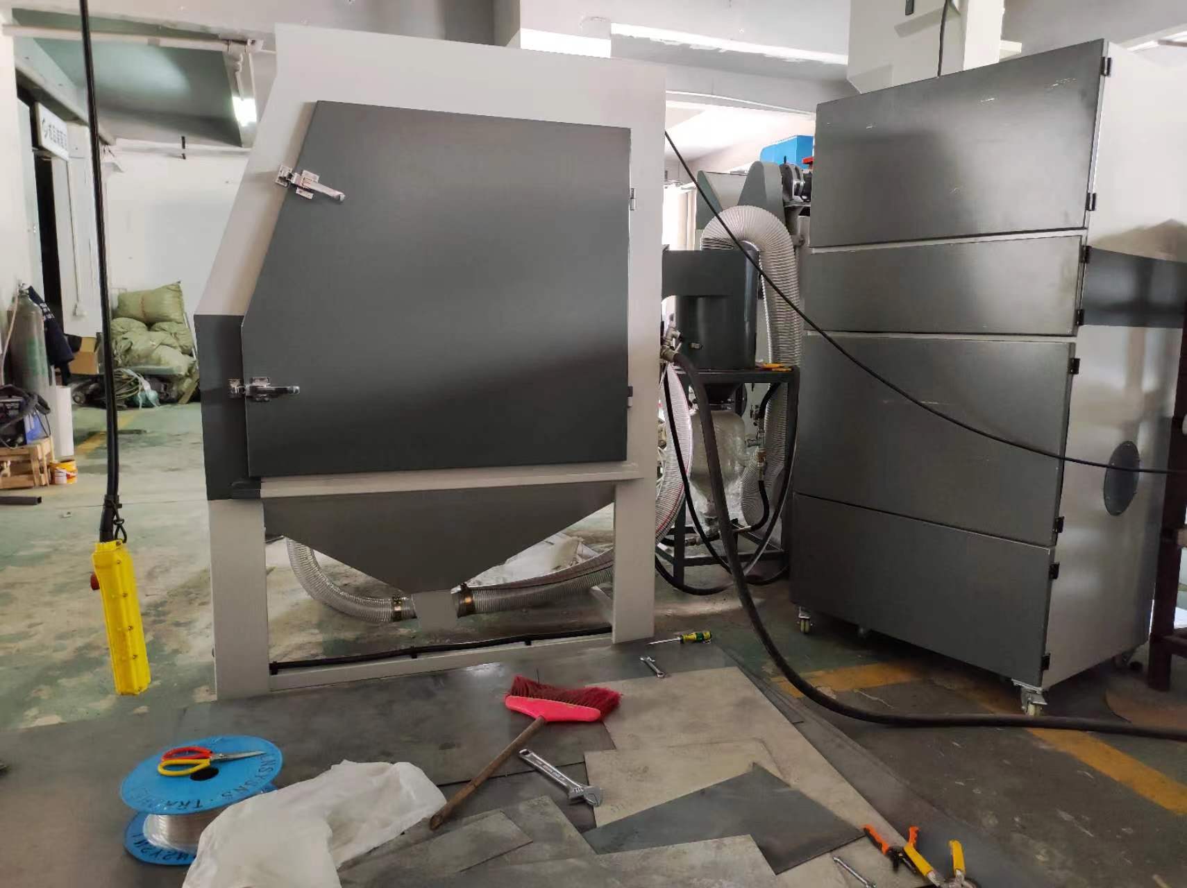 Multi-station manual high pressure press_Dongguan Sanli Environmental ...