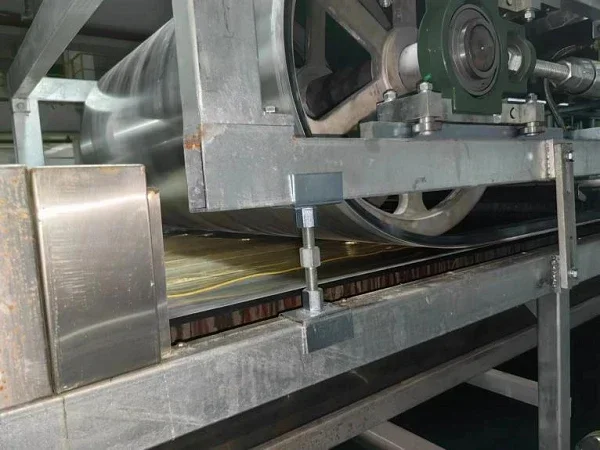 Learn The Benefits Of Using A Double Belt Cooler For Flakes